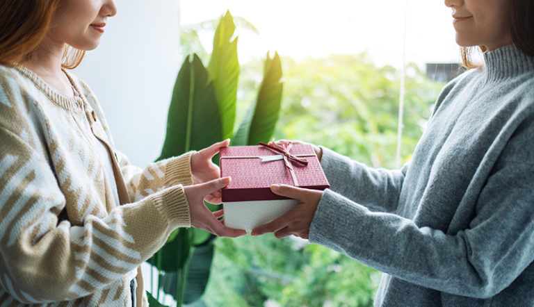 HOA Holiday Events: Community Activities For Everyone | CMG