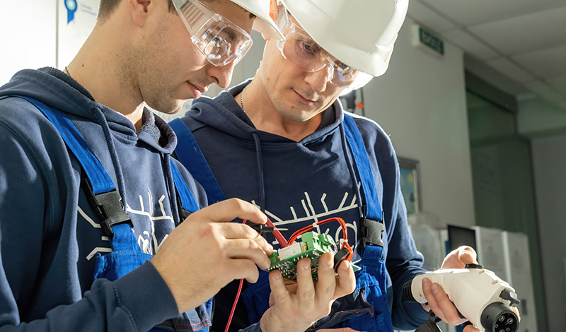 EV Charging For Multifamily Housing In HOAs